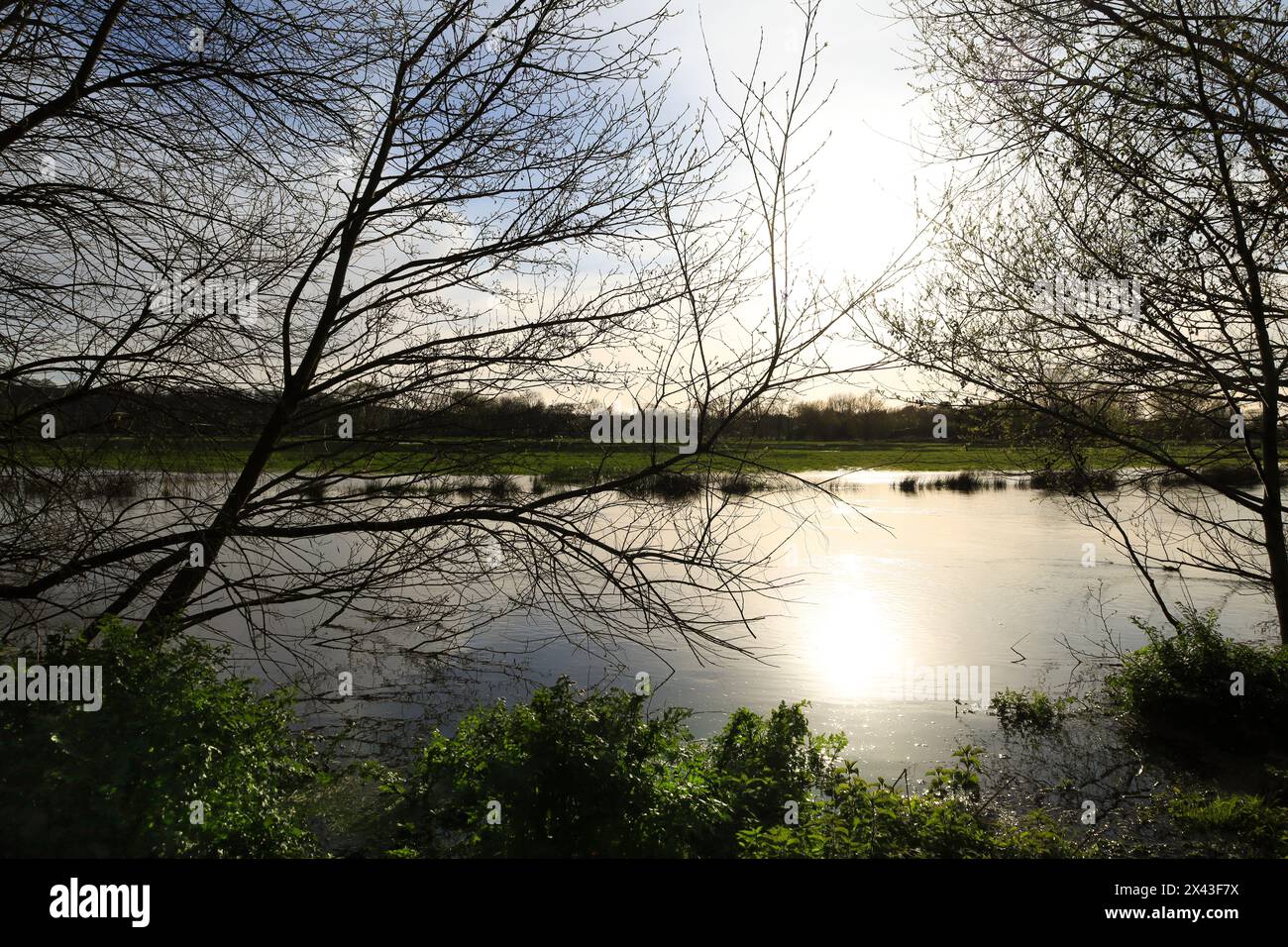 Flooding in salisbury hi-res stock photography and images - Alamy