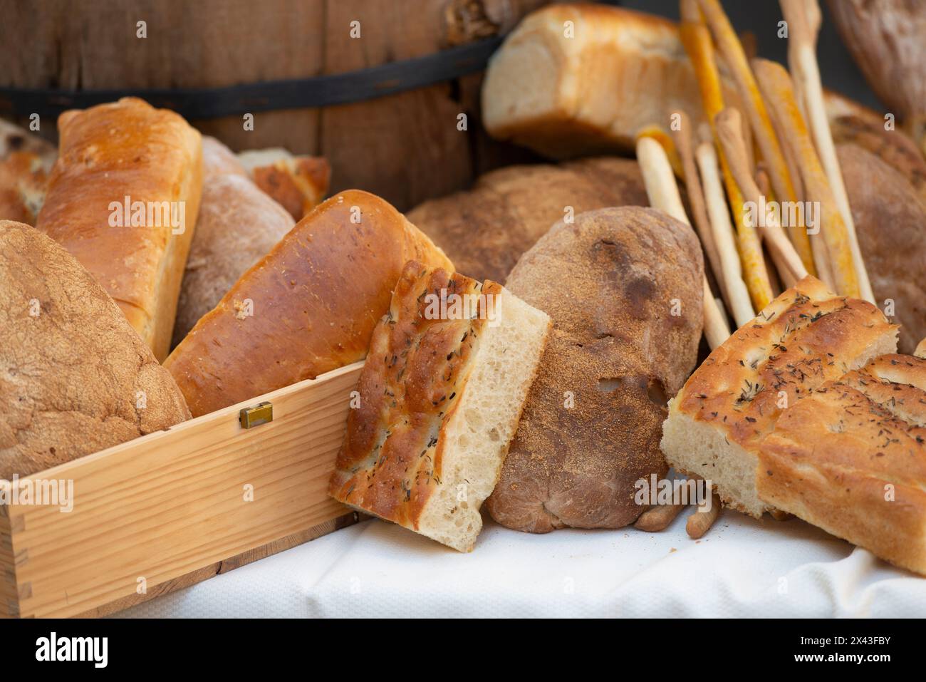 Italy, Various Sizes of Traditional Bread Stock Photo - Alamy