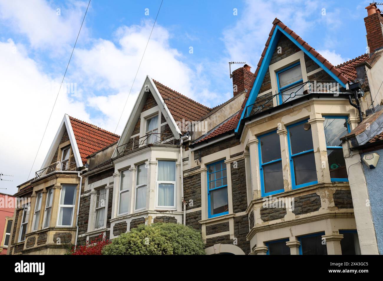 Typical British flats in a row in Bristol city, England Stock Photo - Alamy