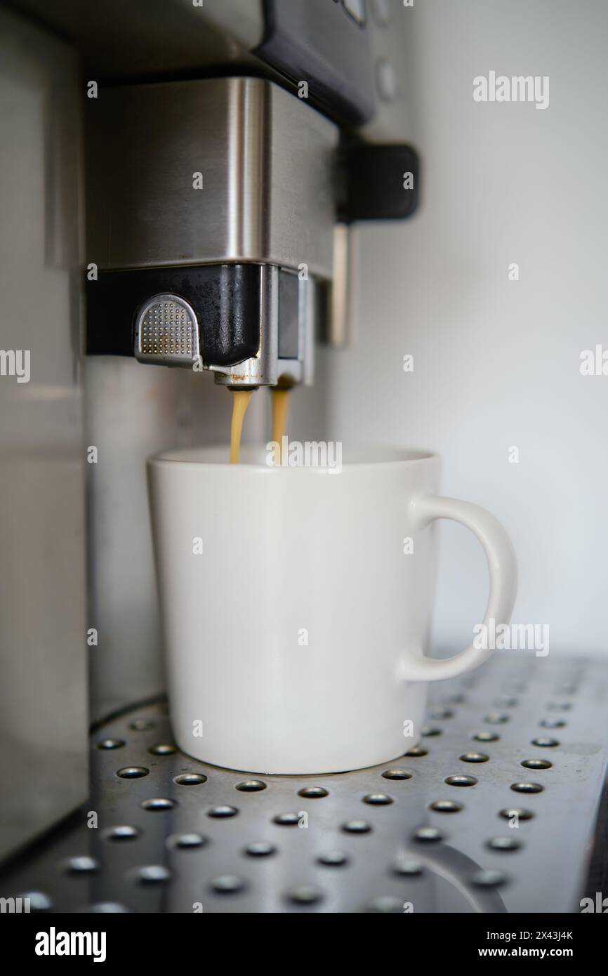 Espresso machine pouring strong hi-res stock photography and images - Alamy