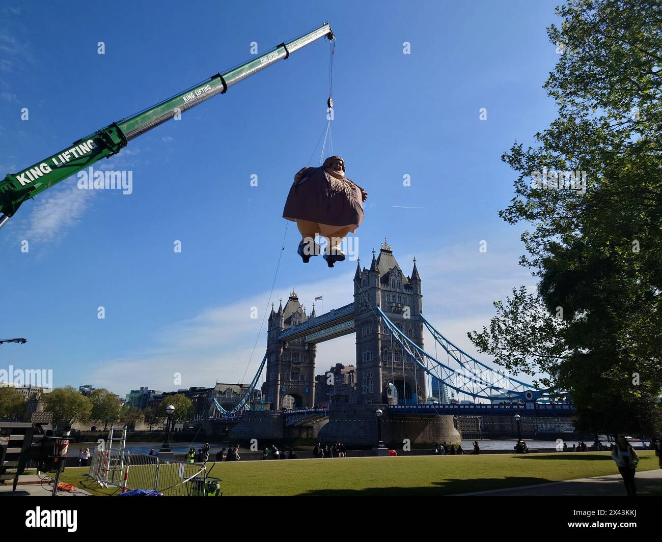 London, UK. 30 April 2024 A huge inflatable model of Aunt Marge from ...