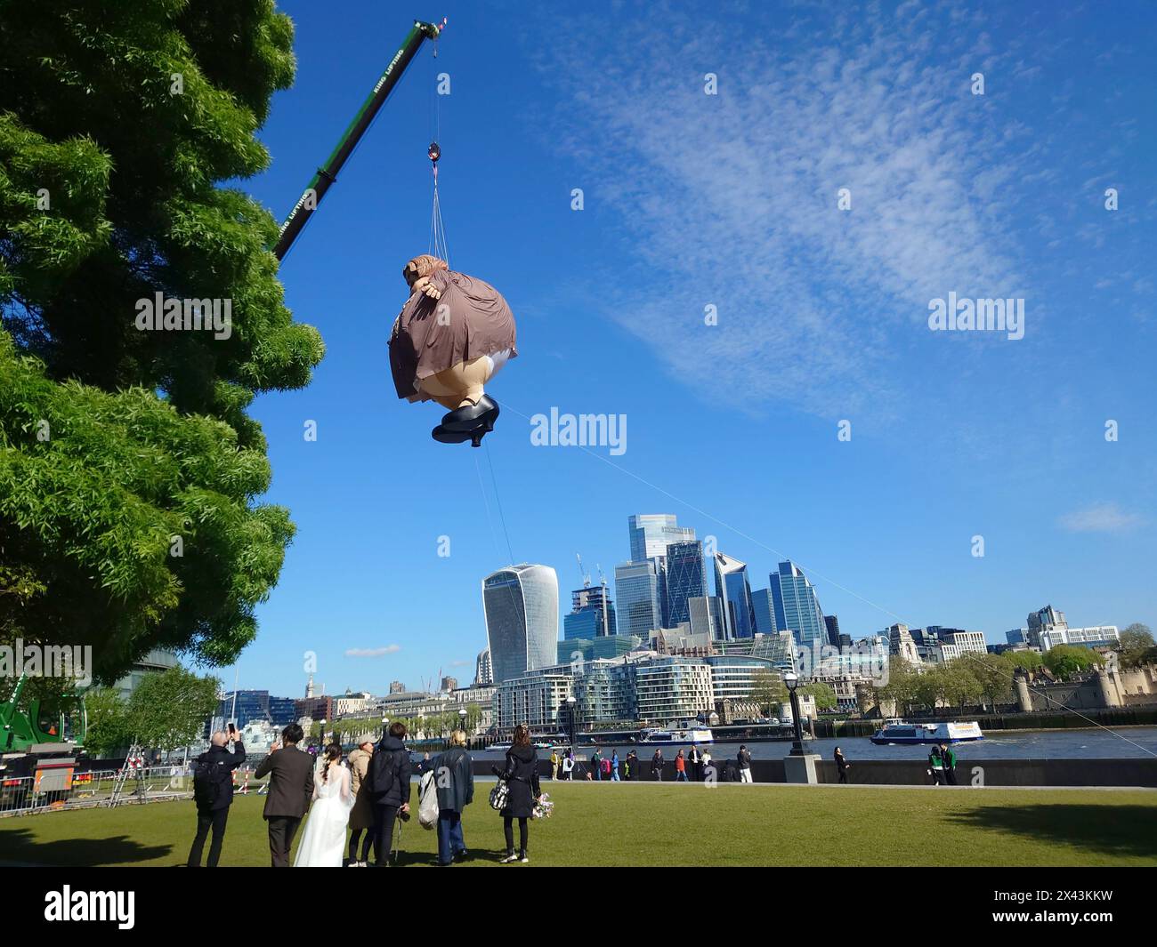 Aunt marge takes flight hi-res stock photography and images - Alamy