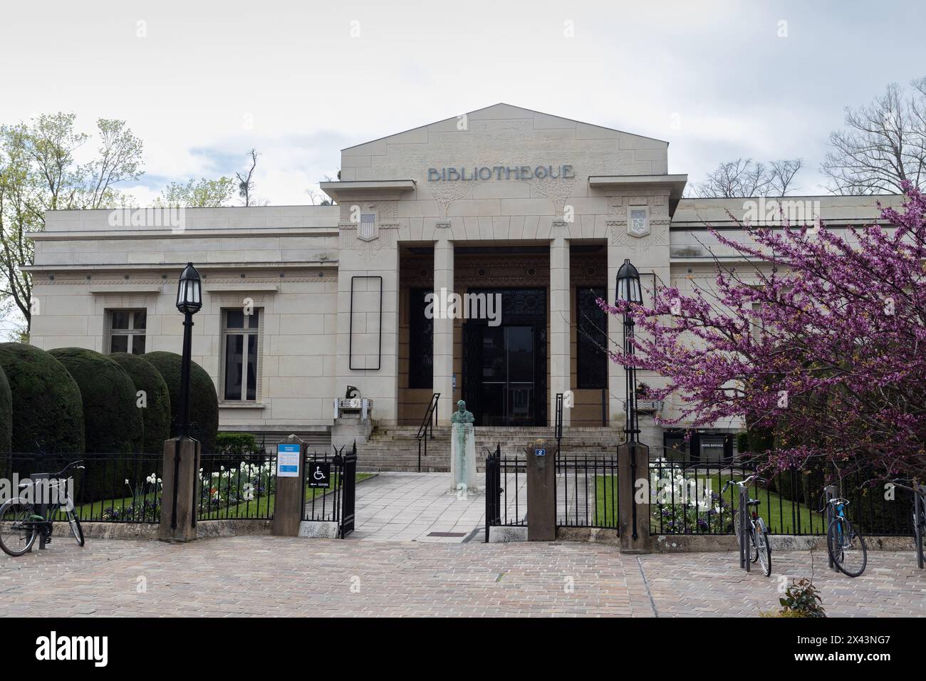 REIMS, FRANCE, 3 APRIL 2024: Exterior view of the Carnegie Library of ...