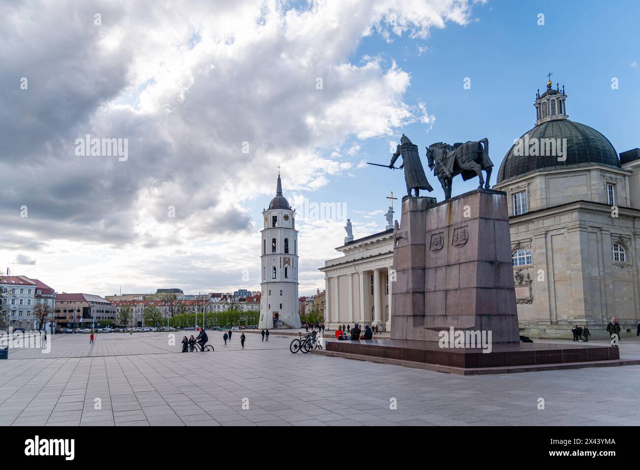 Bell Tower of Vilnius Cathedral, Cathedral Square, Vilnius, Lithuania ...