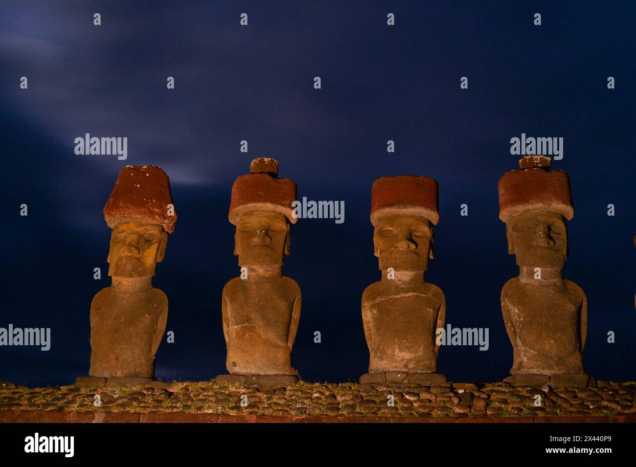 A view of the Moai of Anakena at night. Rapa Nui, Easter island, Chile ...