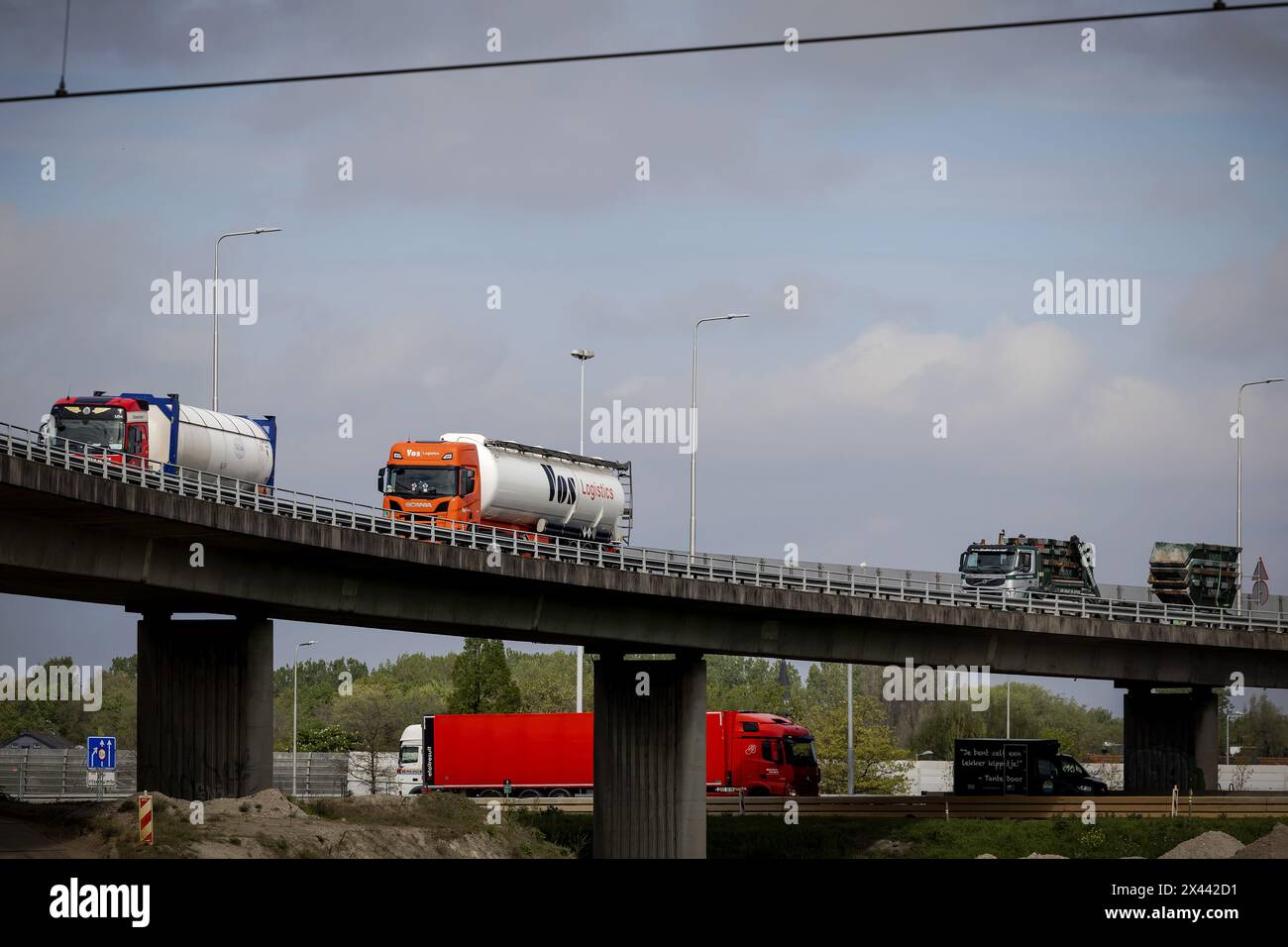 ROTTERDAM - Freight traffic on the flyover of the A16 near ...