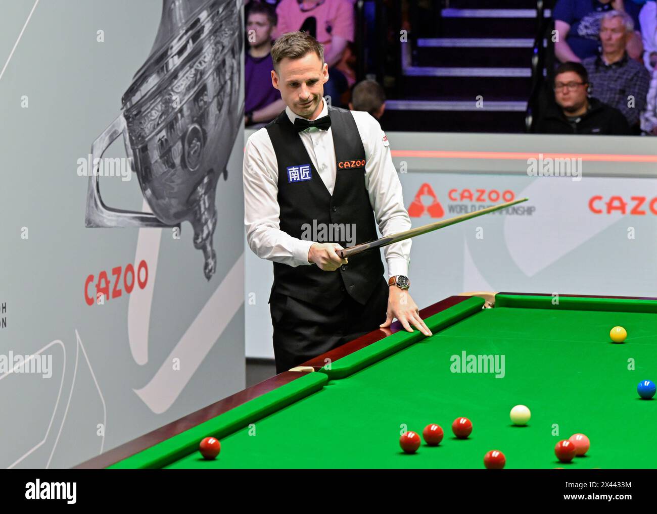 David Gilbert looks over the table, during the Cazoo World ...