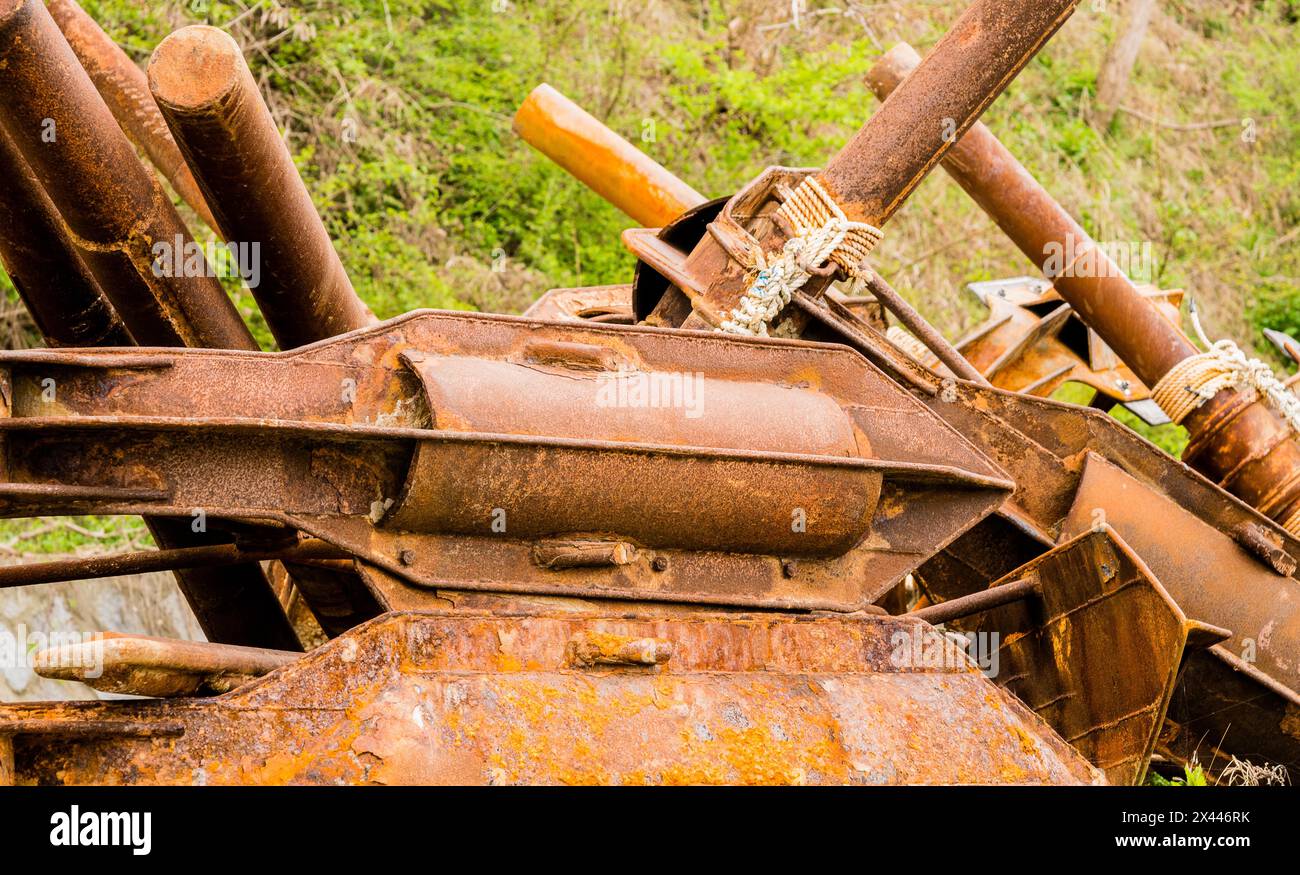 Large metal anchor hi-res stock photography and images - Alamy