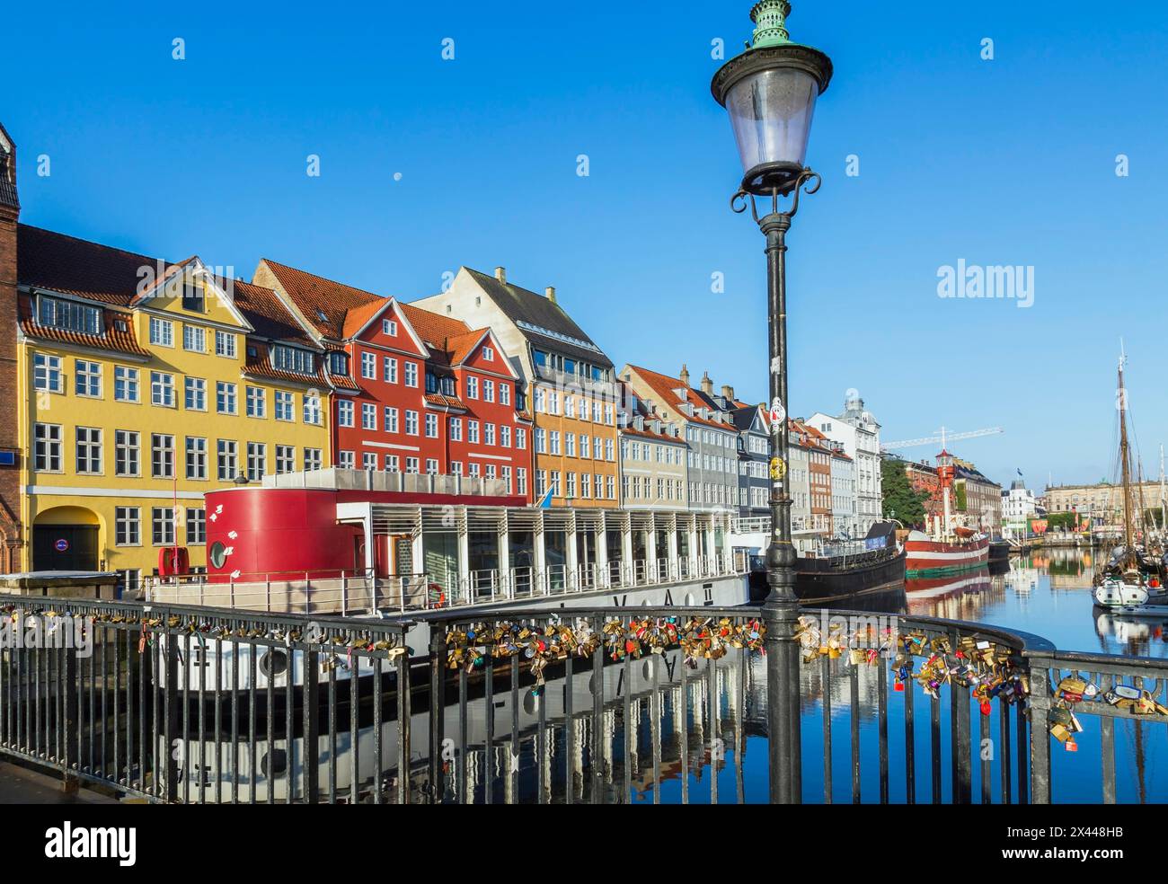 17th bridge hi-res stock photography and images - Alamy