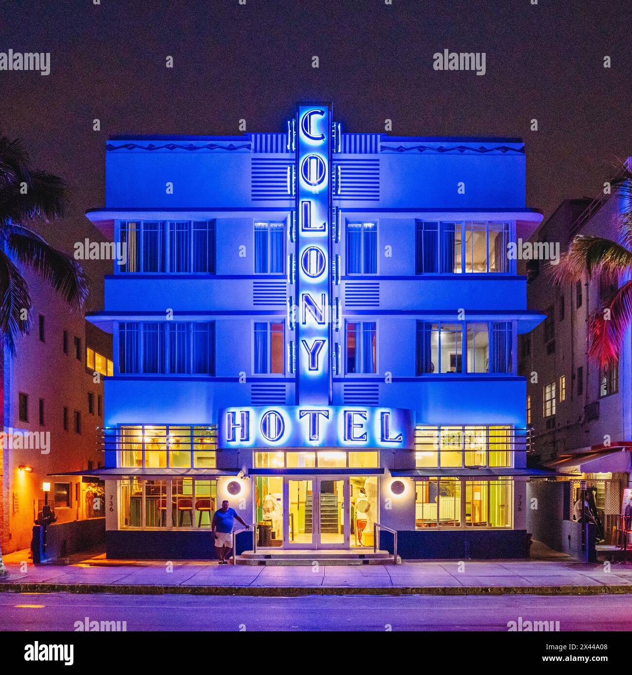 The Colony Hotel, Ocean Drive, Miami Beach, Florida, USA Stock Photo ...