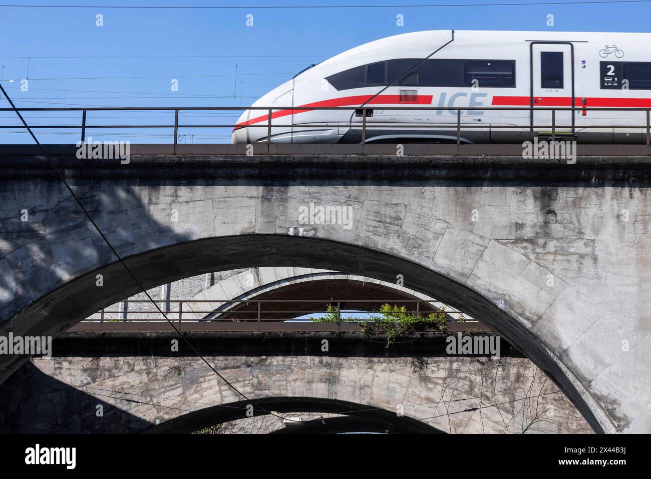 Railway bridges at Nordbahnhof with InterCityExpress ICE ...