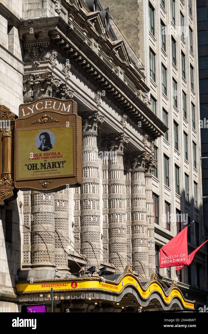 Lyceum Theatre with "Oh, Mary" Marquee, 149 West 45th Street, New York City, USA 2024 Stock ...