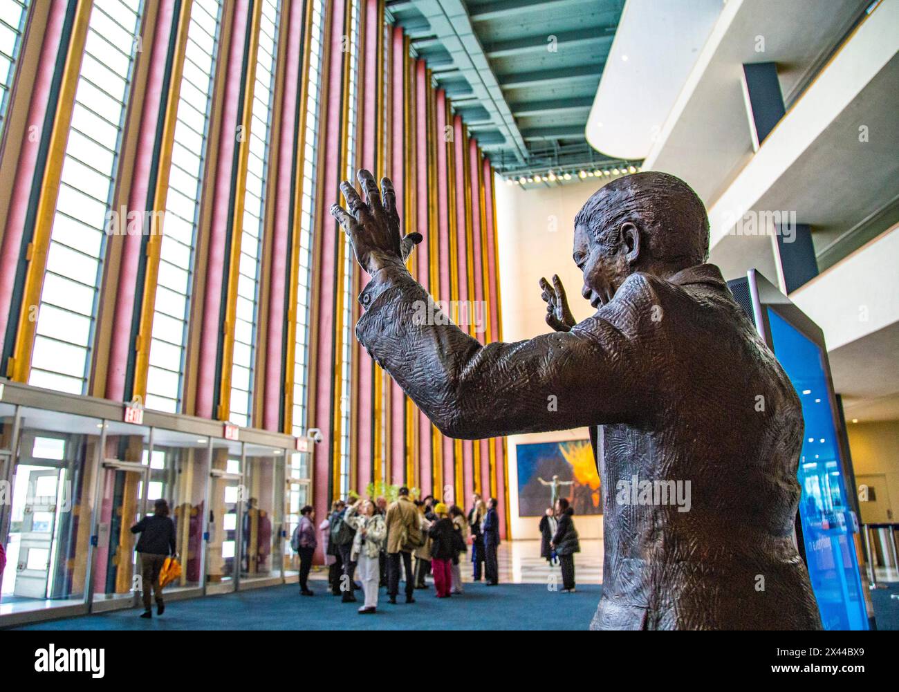 Statue of Nelson Mandela in the entrance hall of the UN headquarters in ...