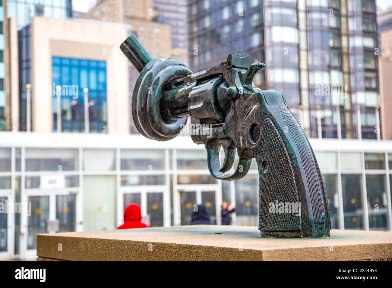 Gun sculpture Non Violence in front of the UN headquarters in New York ...