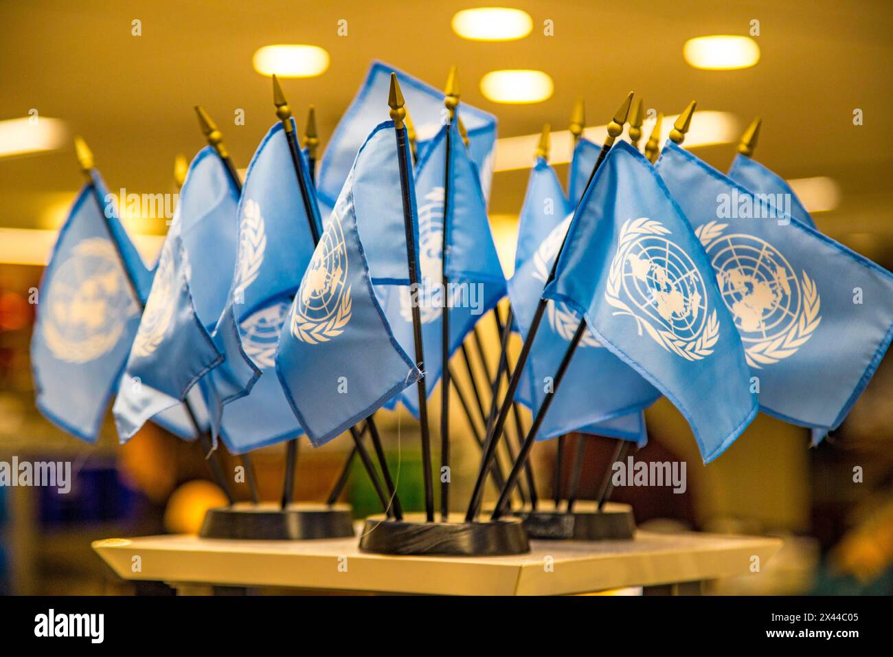 Flags in the visitor shop at the UN headquarters in New York Stock ...