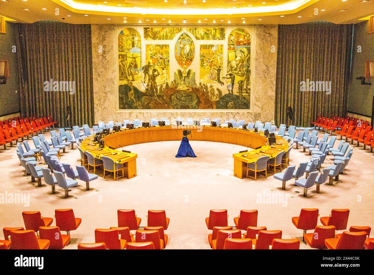 United nations headquarters interior hi-res stock photography and ...