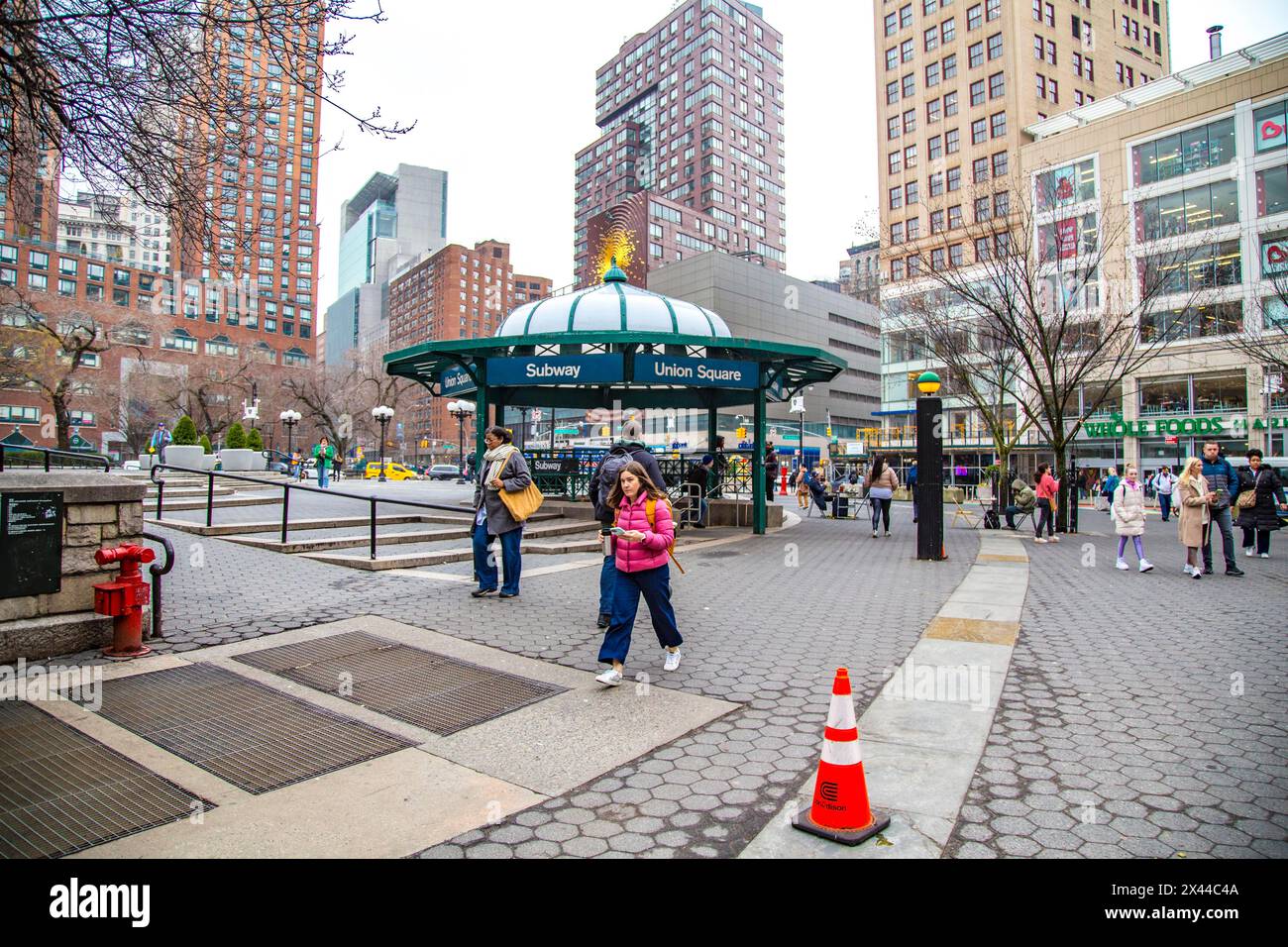 New york city union square station hi-res stock photography and images ...