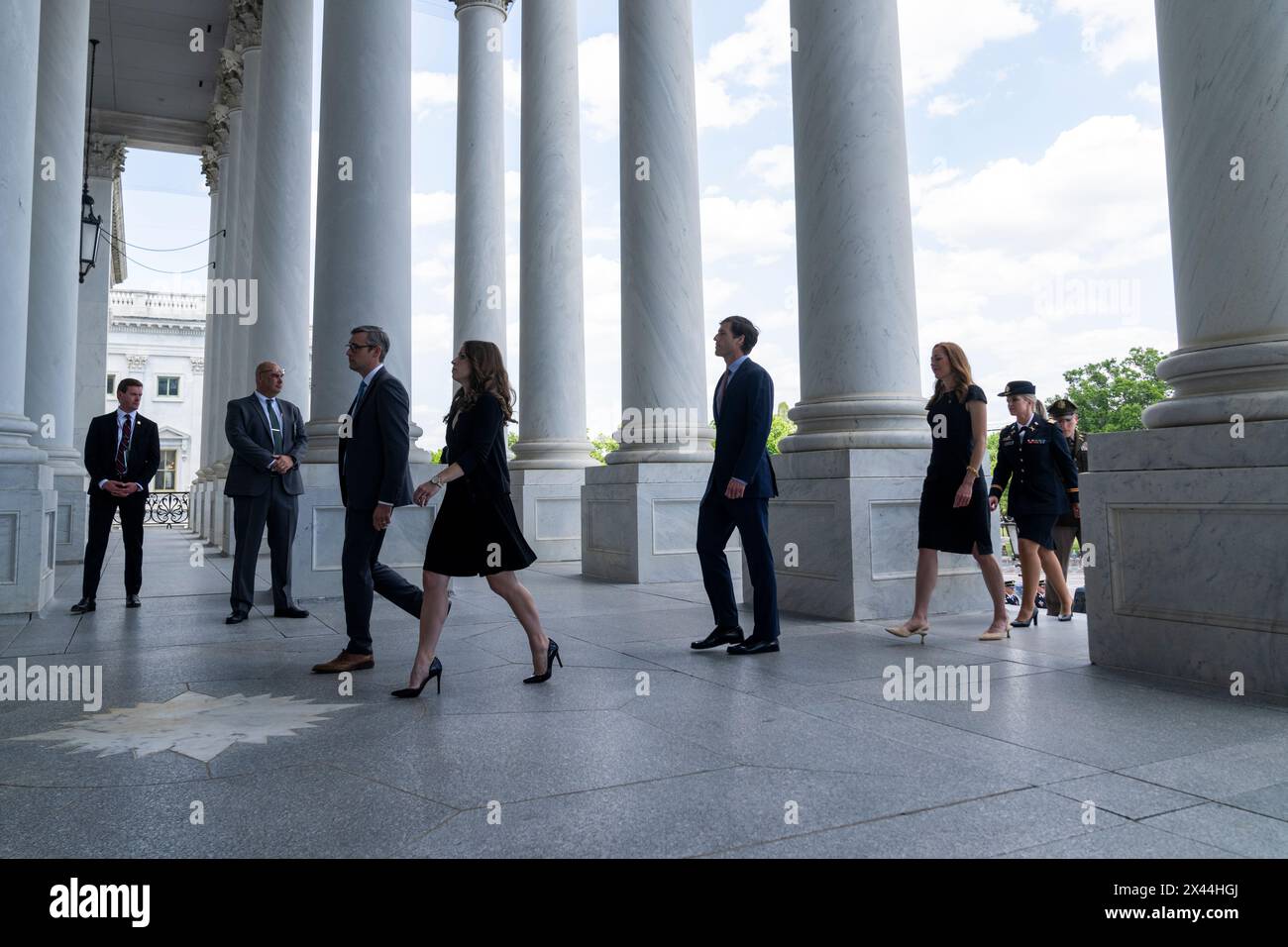 The family of retired U.S. Army Col. Ralph Puckett and Secretary of ...