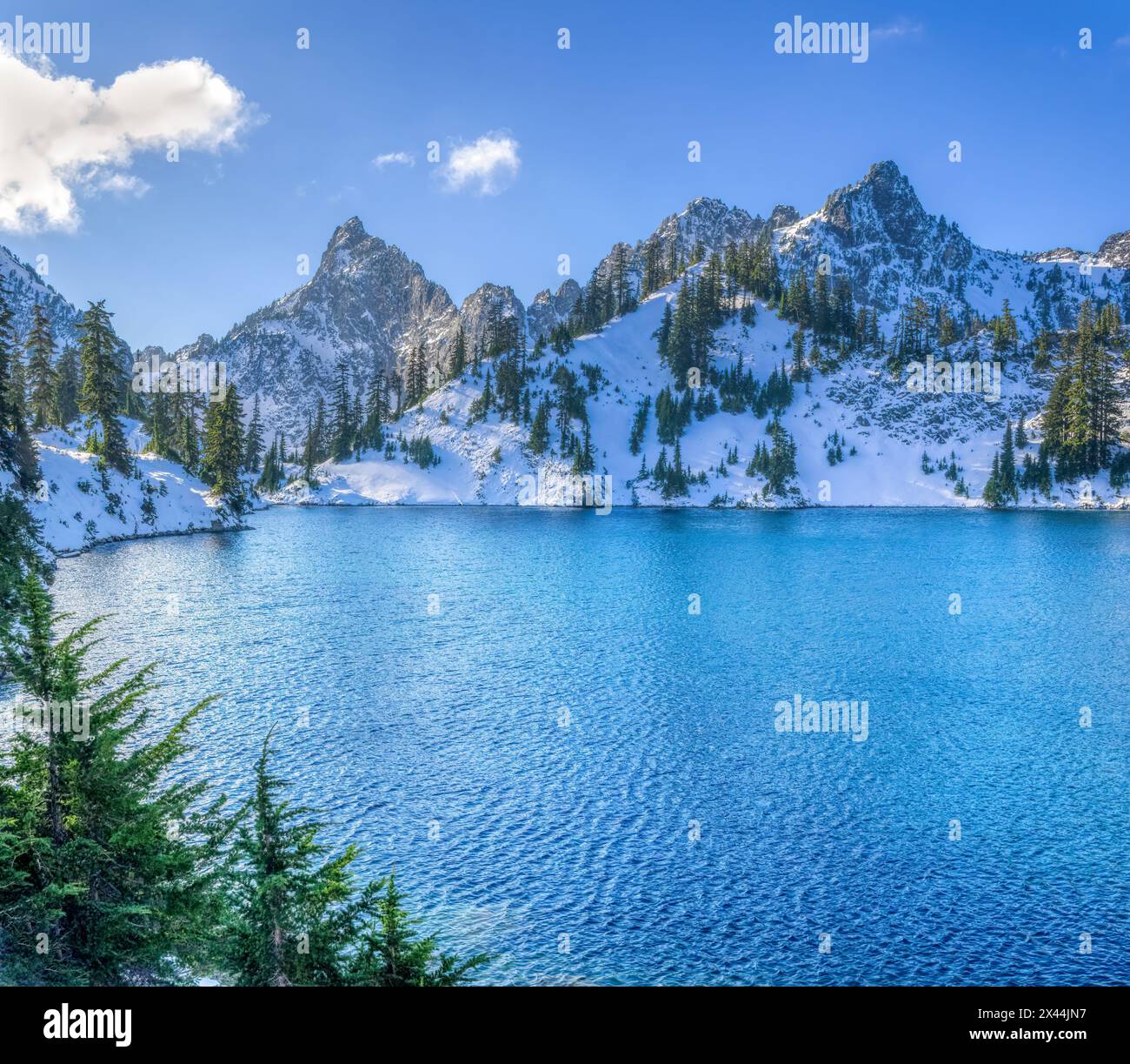 USA, Washington State, Alpine Lakes Wilderness. Gem Lake and Kaleetan ...