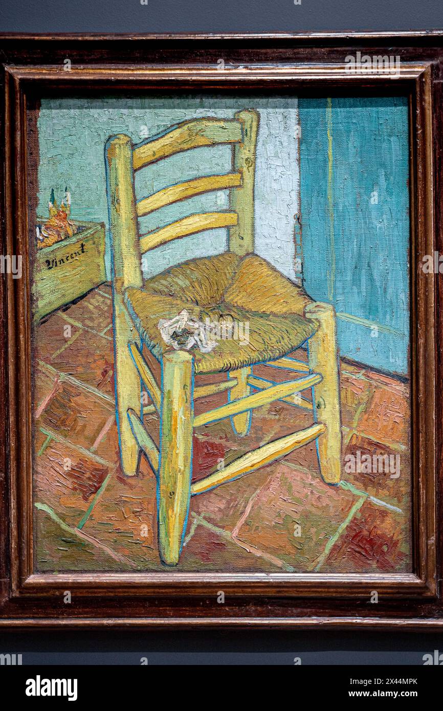 National gallery london van gogh hi-res stock photography and images ...