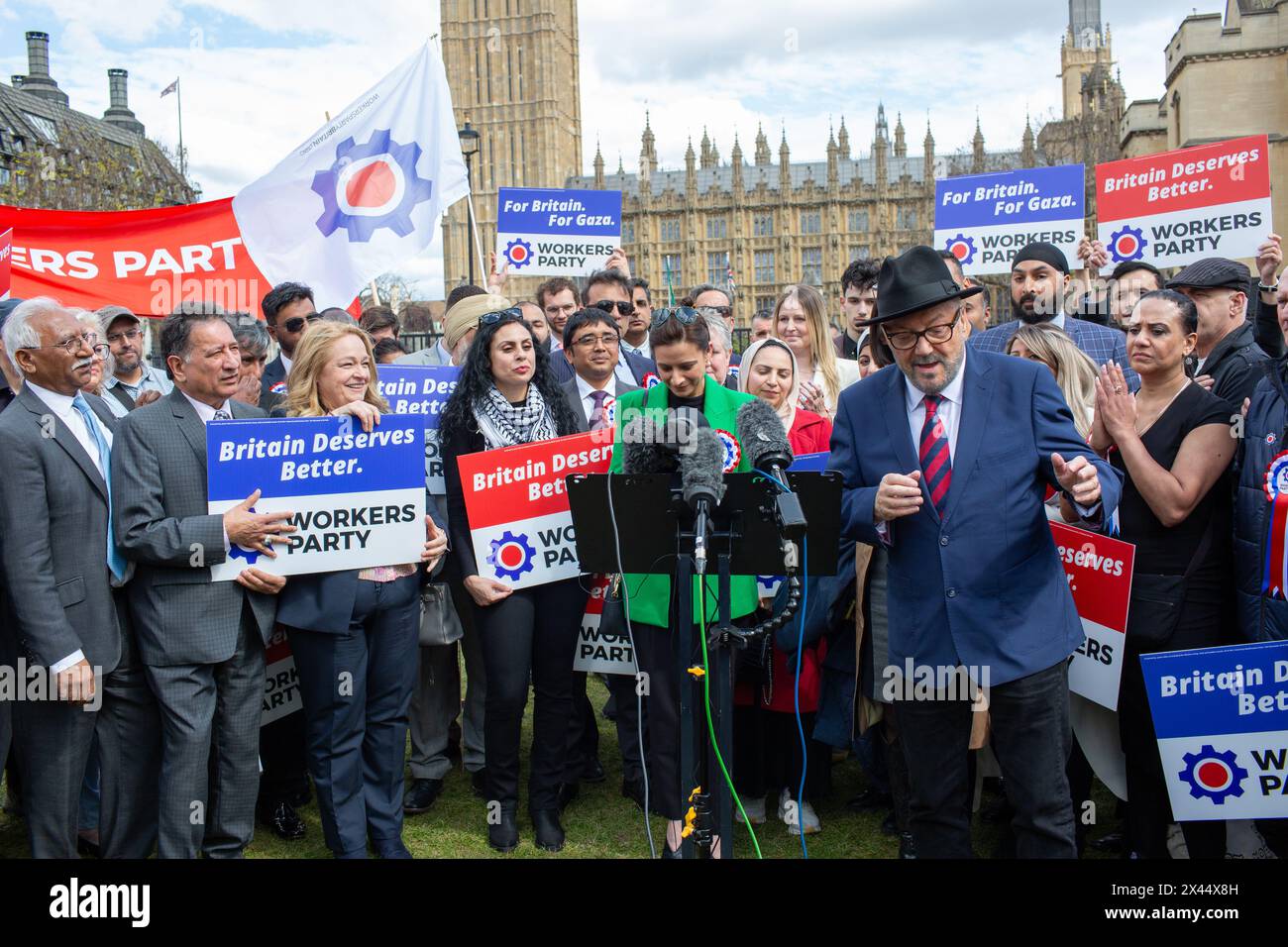 Uk for the 2024 general election the workers party hi-res stock ...