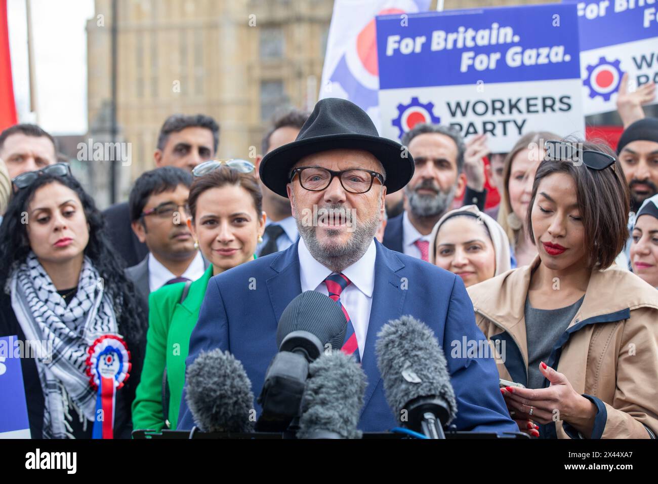 Uk for the 2024 general election the workers party hi-res stock ...
