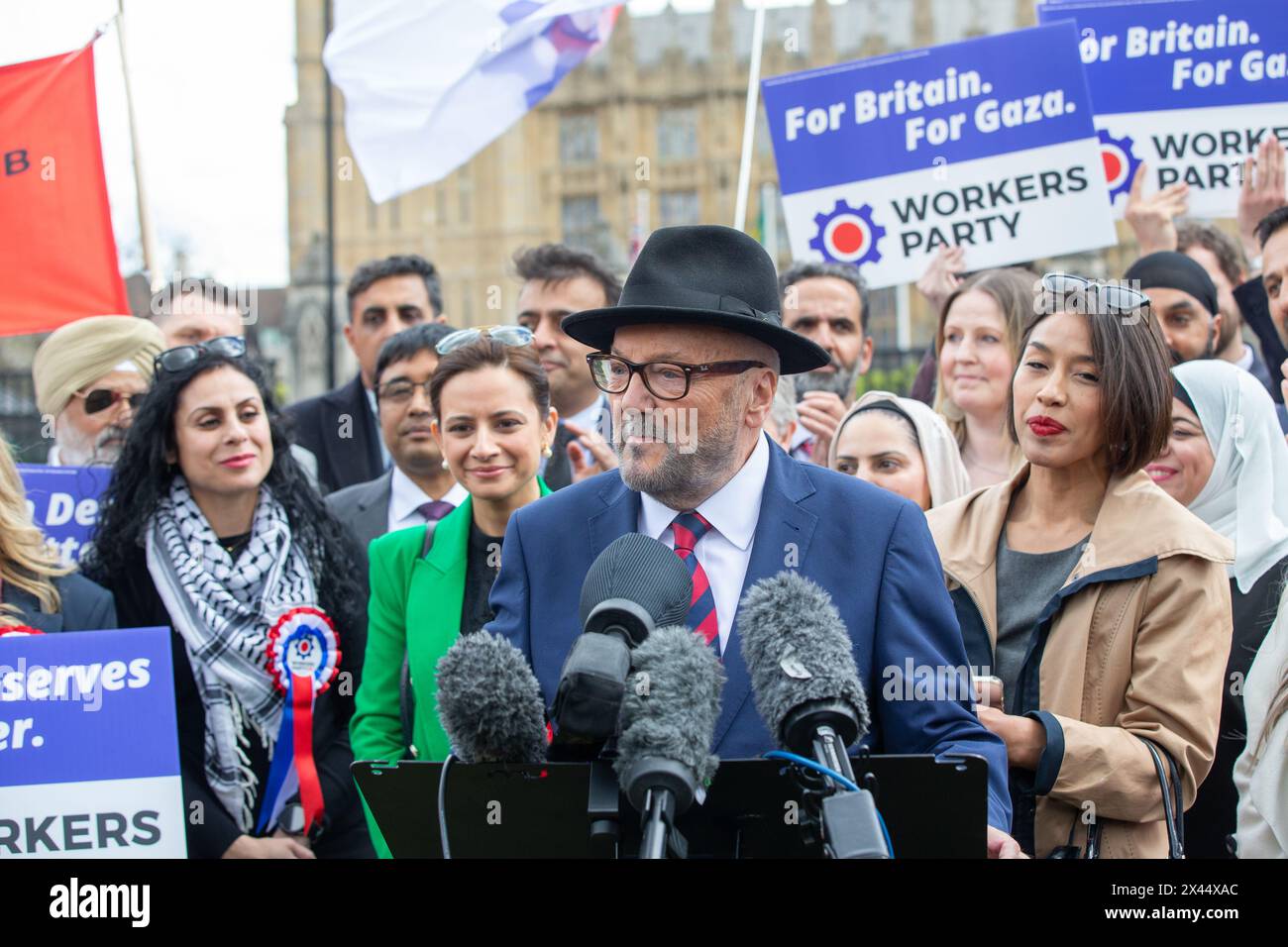 Uk for the 2024 general election the workers party hi-res stock ...