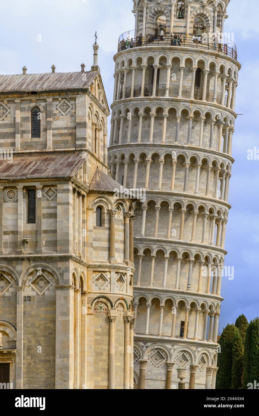Leaning Tower of Pisa, Torre di Pisa. The bell tower's lean in the 12th ...