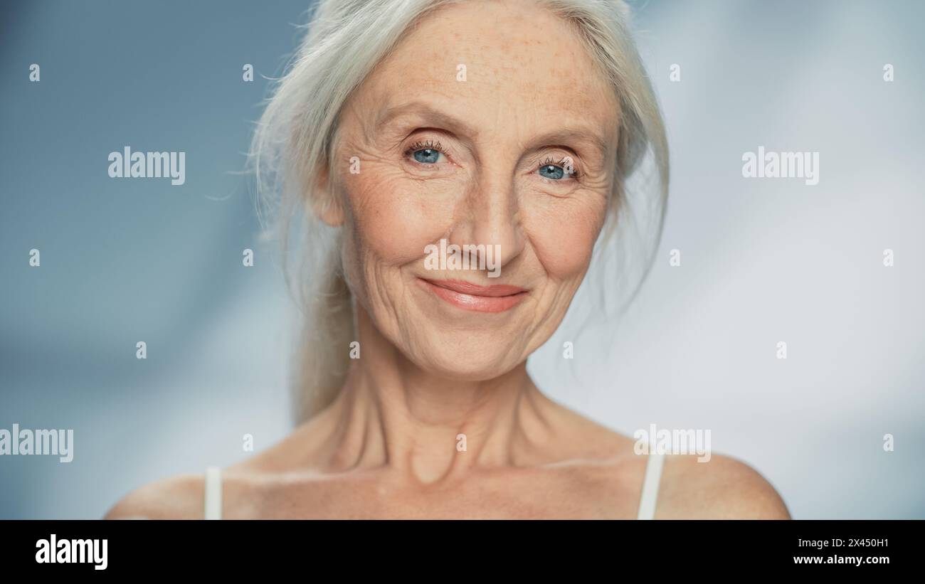 Old lady blue eyes grey hair hi-res stock photography and images - Alamy