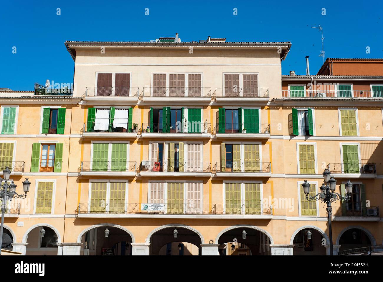 Mauerwerk fenster hi-res stock photography and images - Alamy