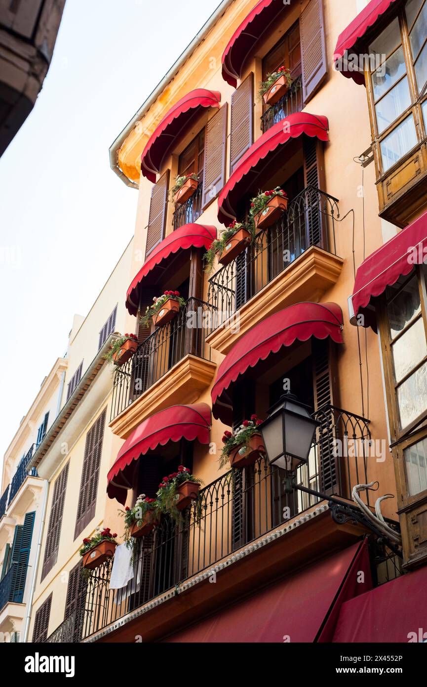 Beeindruckende bauten hi-res stock photography and images - Alamy