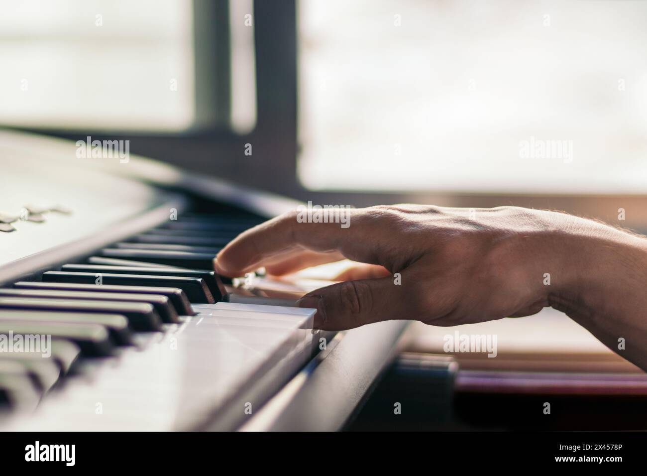 Piano player one hi-res stock photography and images - Alamy