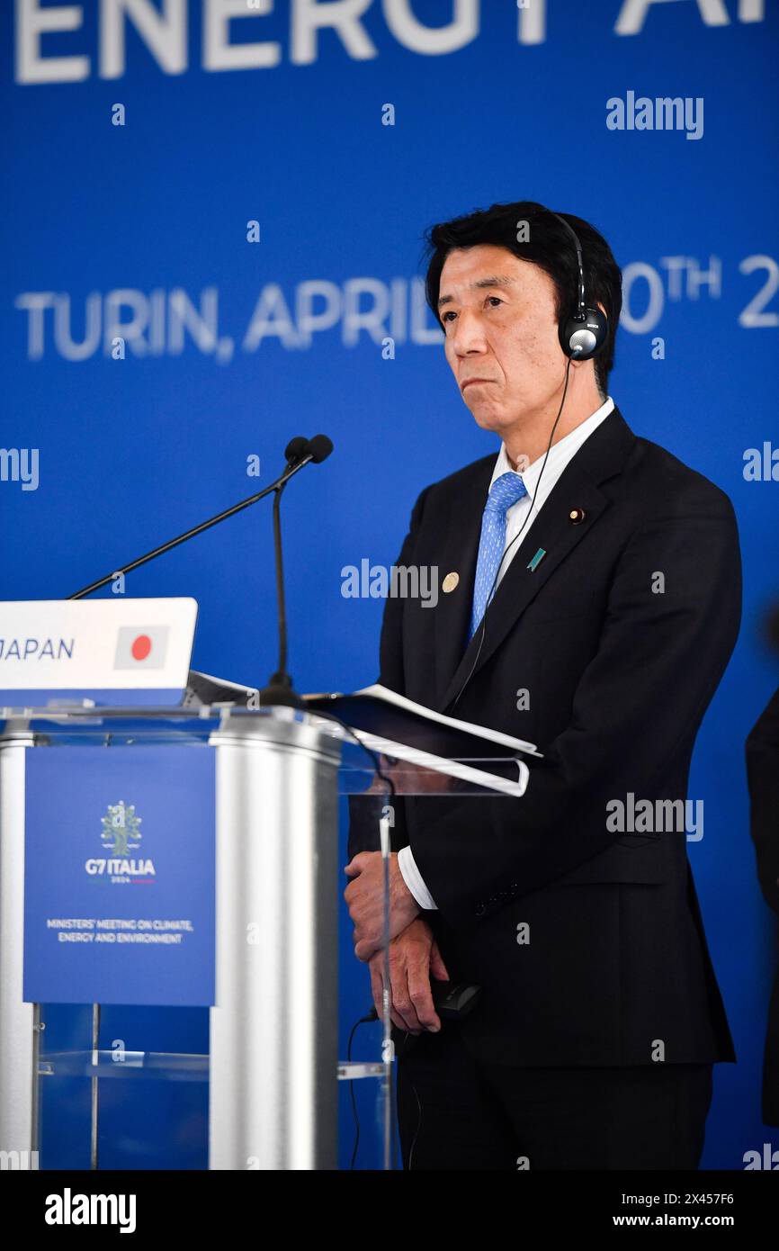 Ken saito hi-res stock photography and images - Alamy