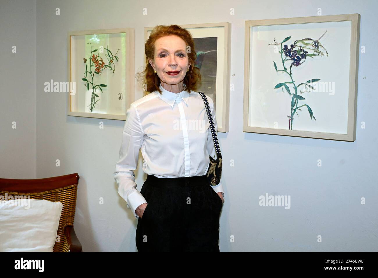 Sibylle Prinzessin von Preußen bei der Vernissage Hoffnungsglück mit ...