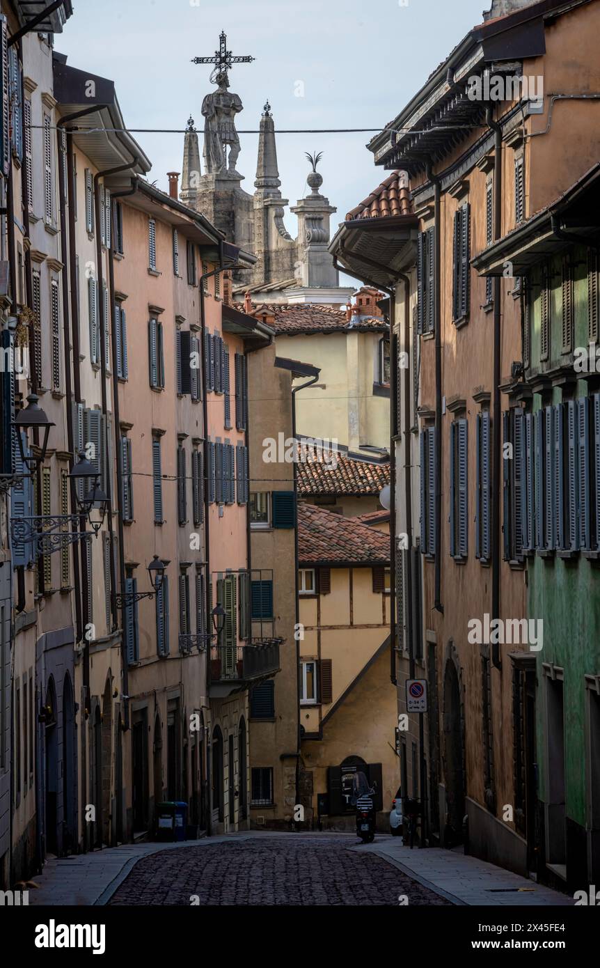 Via pignolo hi-res stock photography and images - Alamy