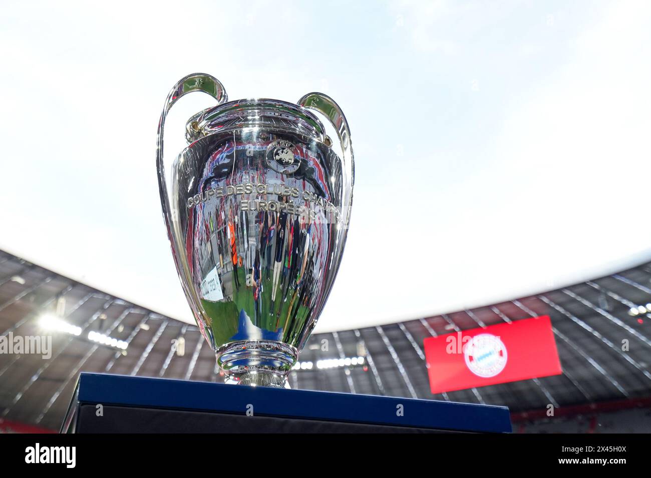 Champions league final london hi-res stock photography and images - Alamy