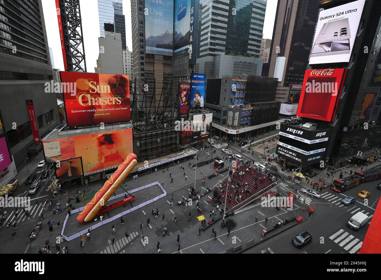 New York, USA. 30th Apr, 2024. An overhead view of the world's largest ...
