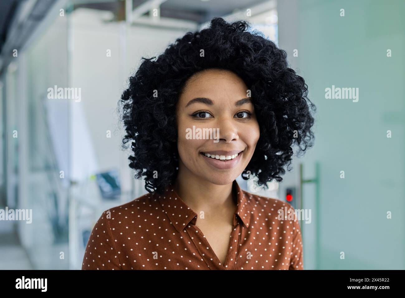 Charming demeanor hi-res stock photography and images - Alamy