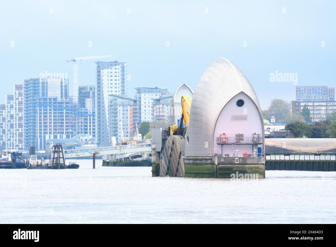 Thames Barrier is one of the largest movable flood barriers in the ...