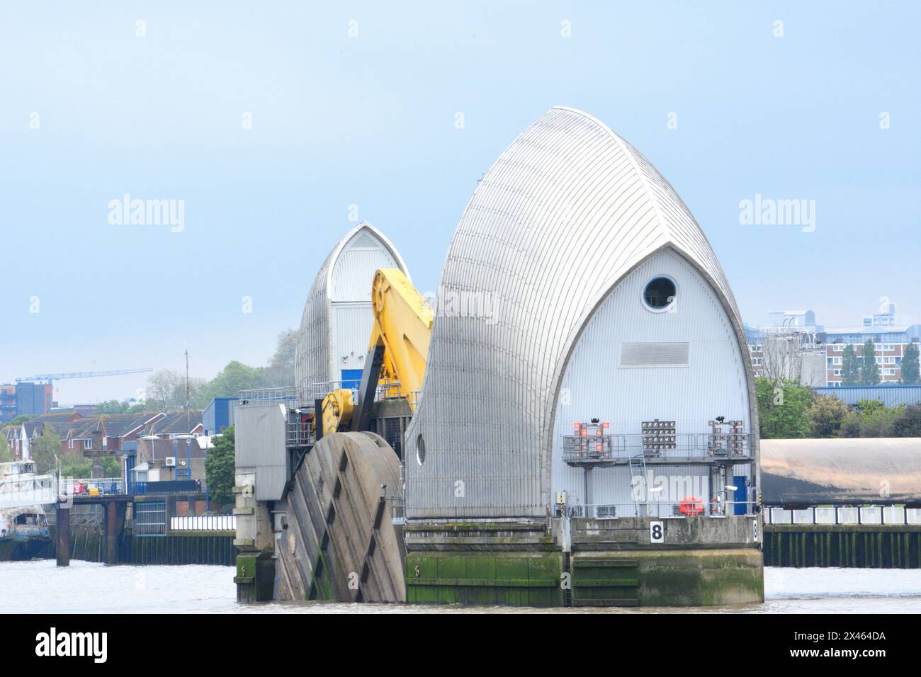 Thames Barrier is one of the largest movable flood barriers in the ...