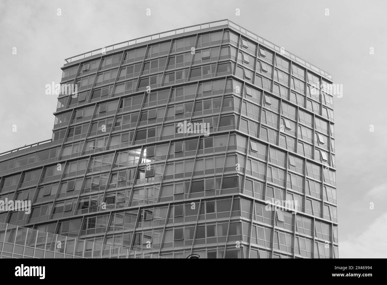 Cuboid architecture hi-res stock photography and images - Alamy