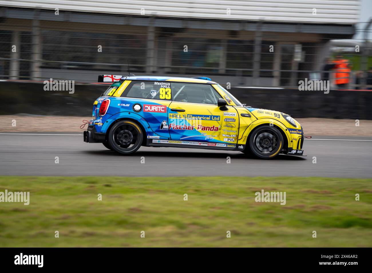 Maximus Hall 93 Vertu Motors Mini Challenge Donington Park at Donington ...