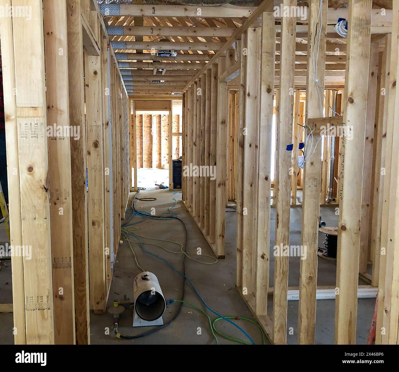 Timber frame wall construction hi-res stock photography and images - Alamy