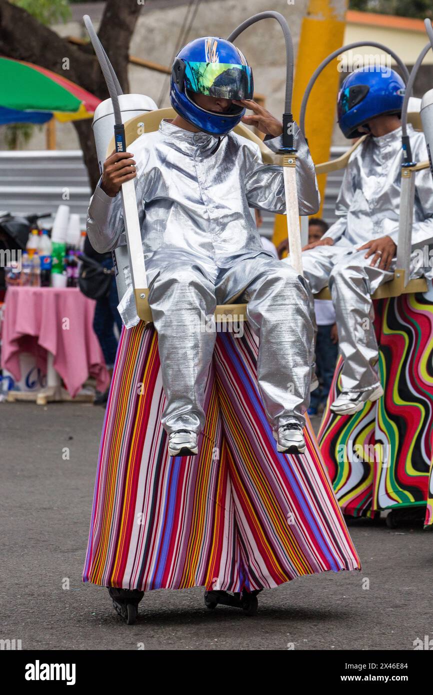 Spaceman rocketship costumes on rollerskates in the La Vega Carnival ...