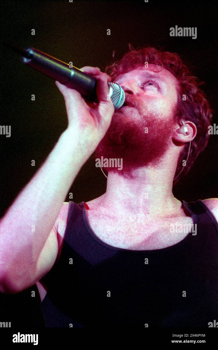 Chris barron 1994 hi-res stock photography and images - Alamy