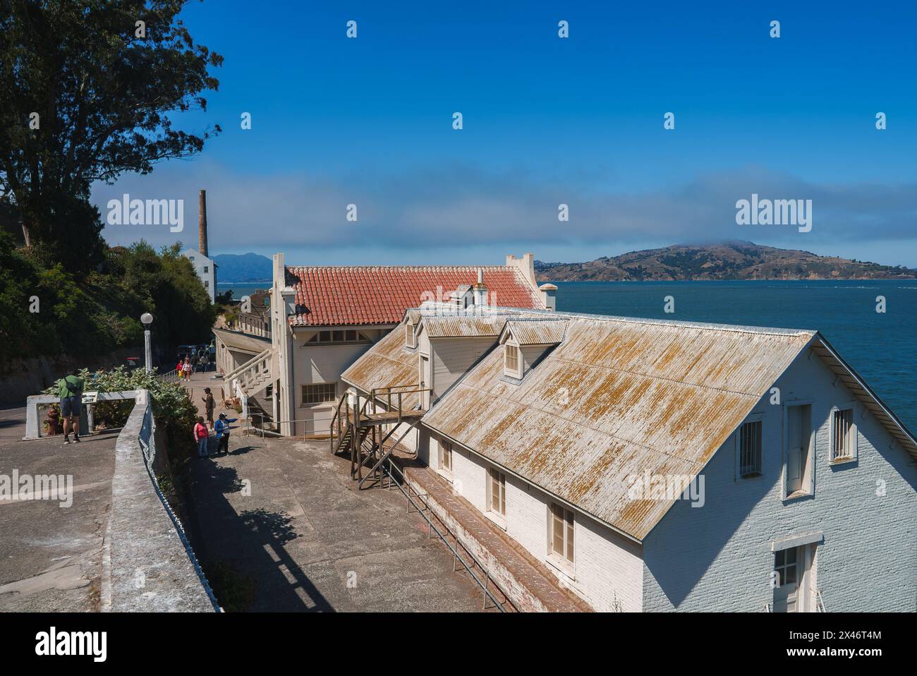 Alcatraz Prison architecture with visitors in San Francisco Stock Photo ...