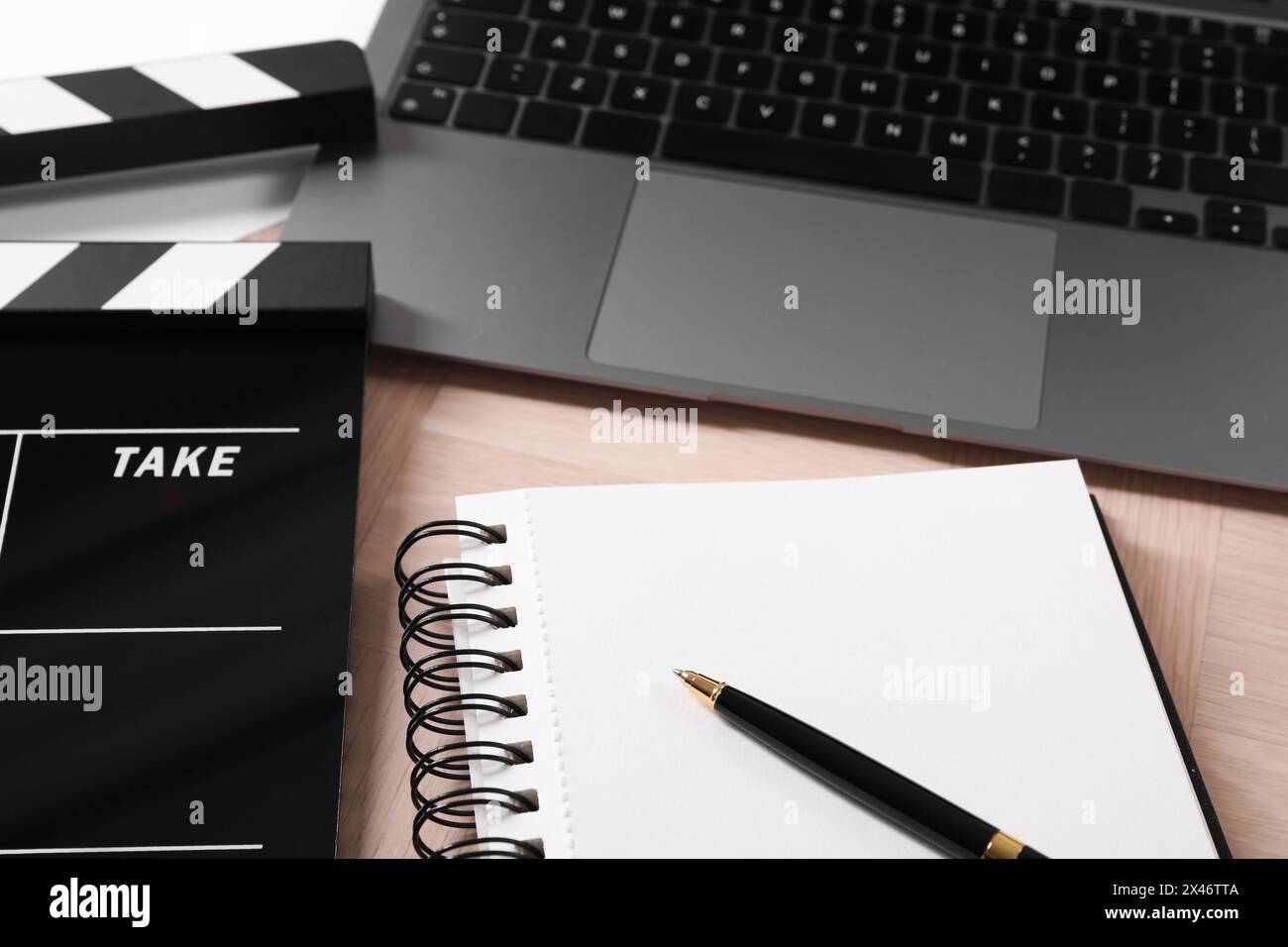 Movie clapperboard design hi-res stock photography and images - Alamy