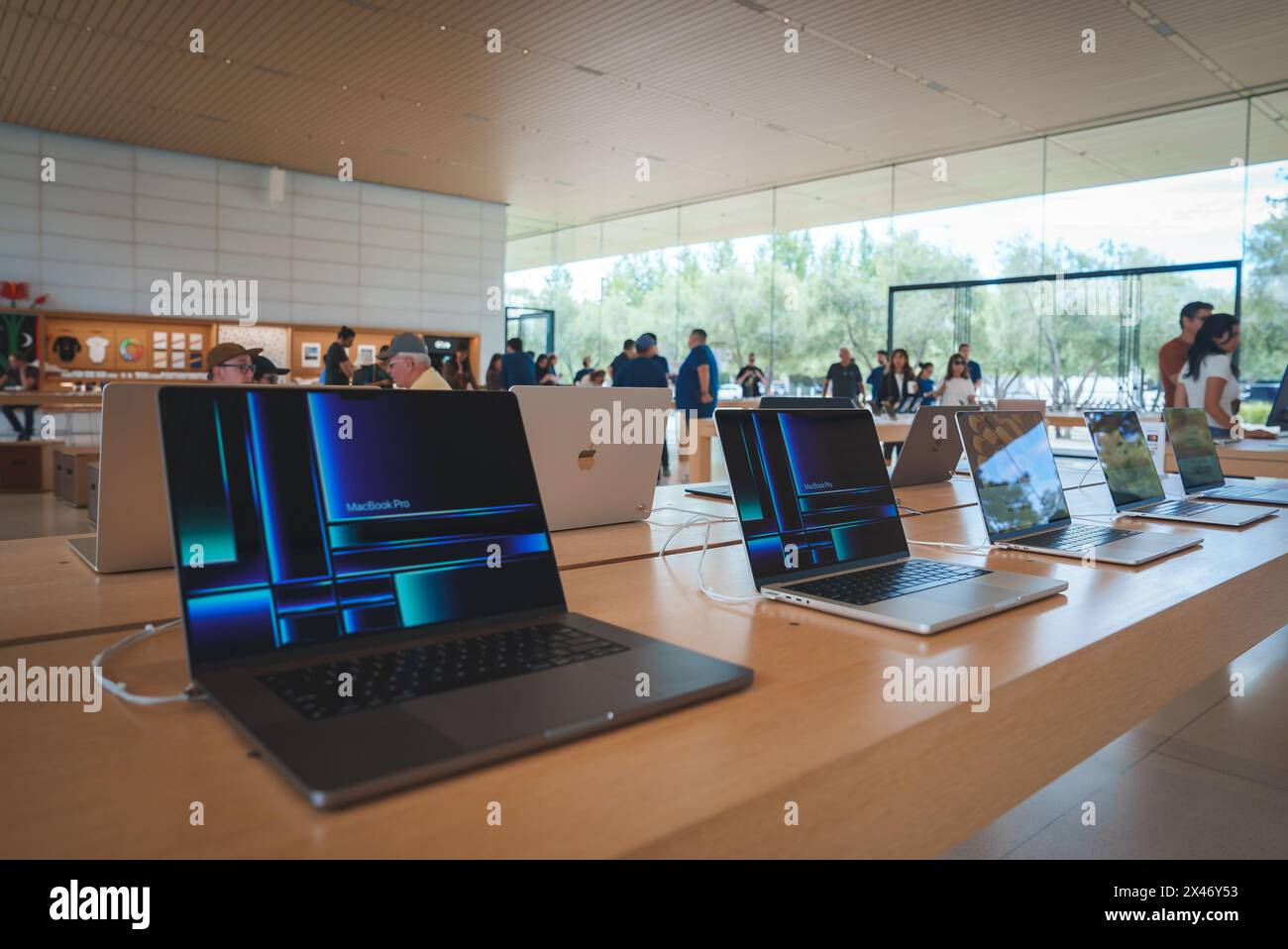Apple Store interior, MacBook Pro laptops on display, Mountain View ...