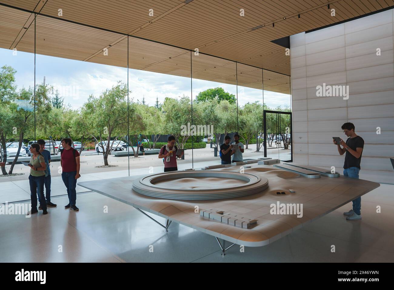 Design by apple in california hi-res stock photography and images - Alamy