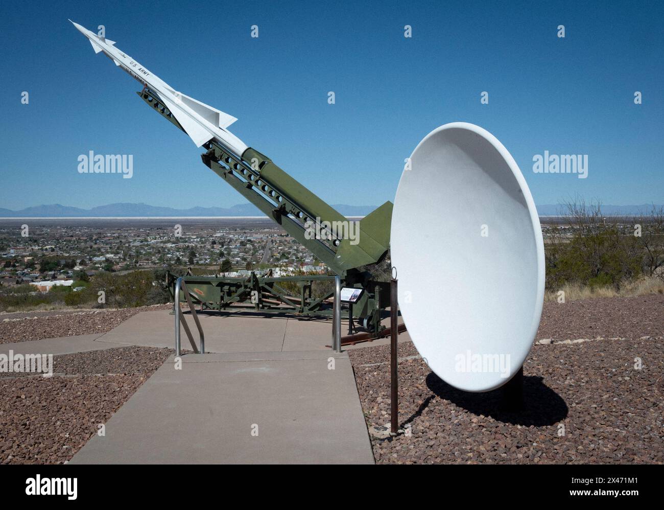 Ground to Air missile and Radar tracker at he Museum of Space History ...